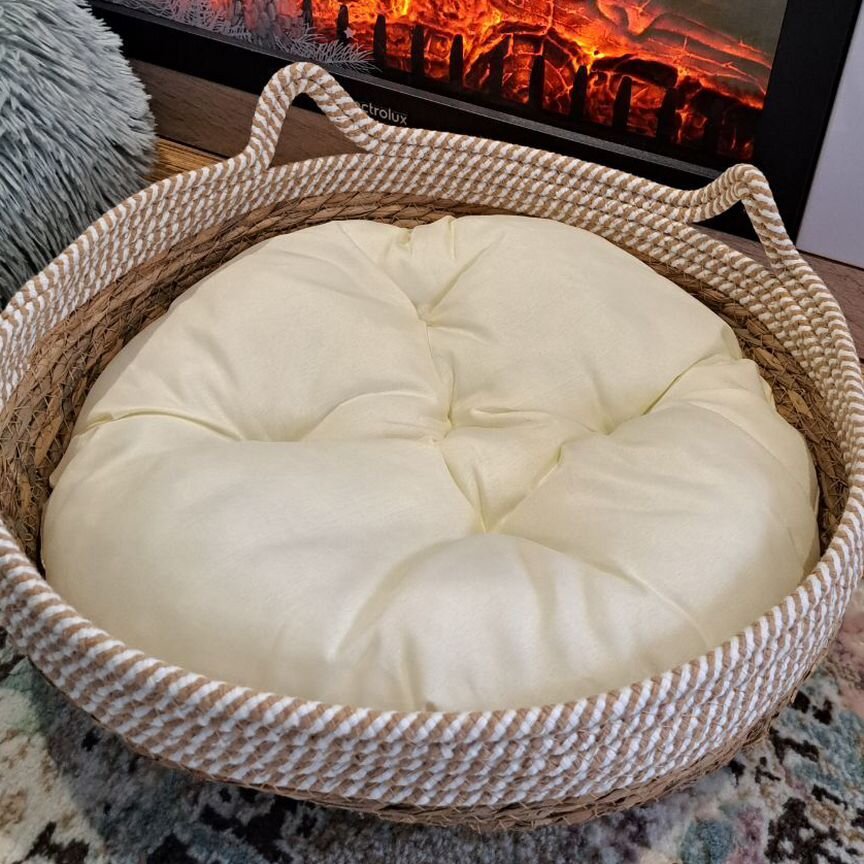 Лежанка для животных из ротанга