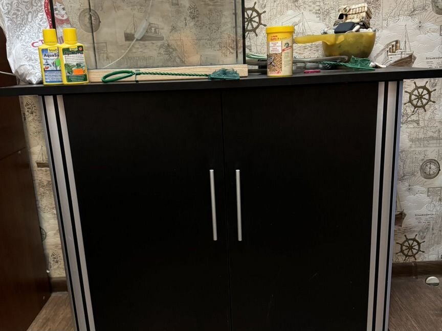 Тумба под аквариум и аквариум для водяной черепахи