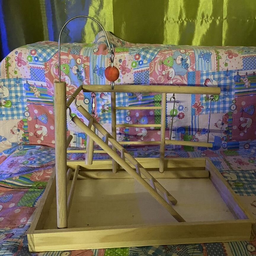 Игровая площадка для попугая