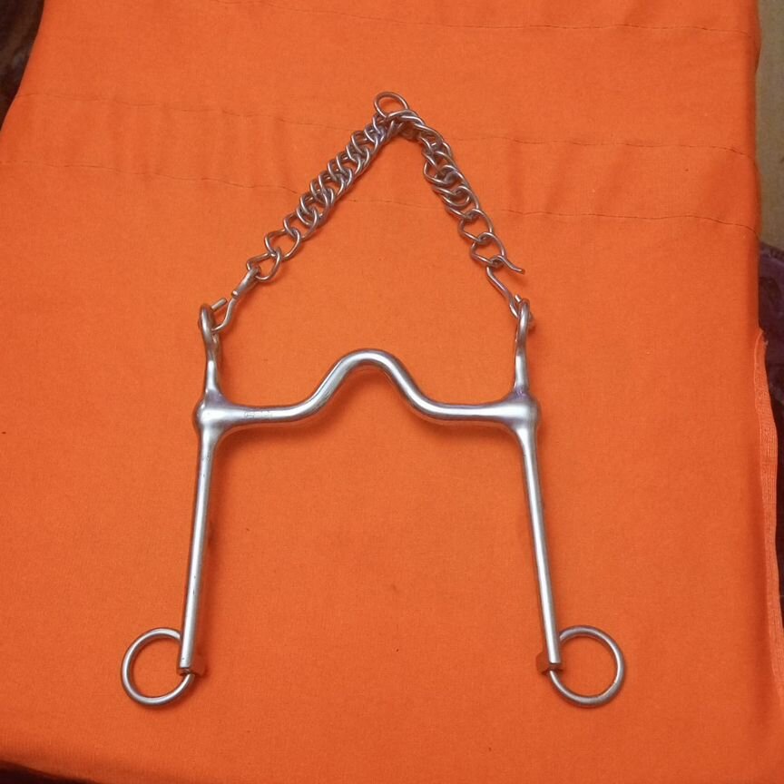 Мундштук для лошади