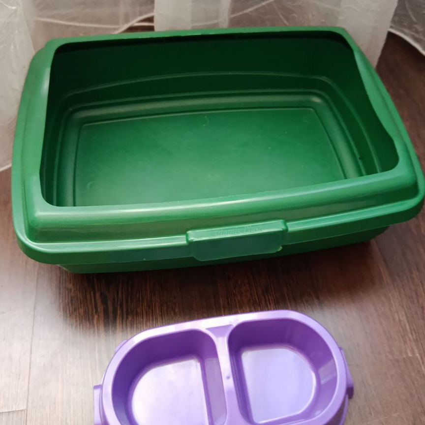 Лоток и миски для кошек