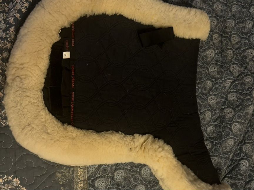 Разная конная амуниция