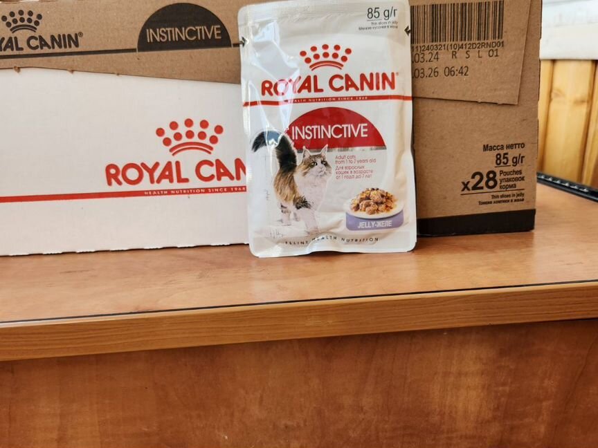 Корм для кошек royal canin instinctive jelly
