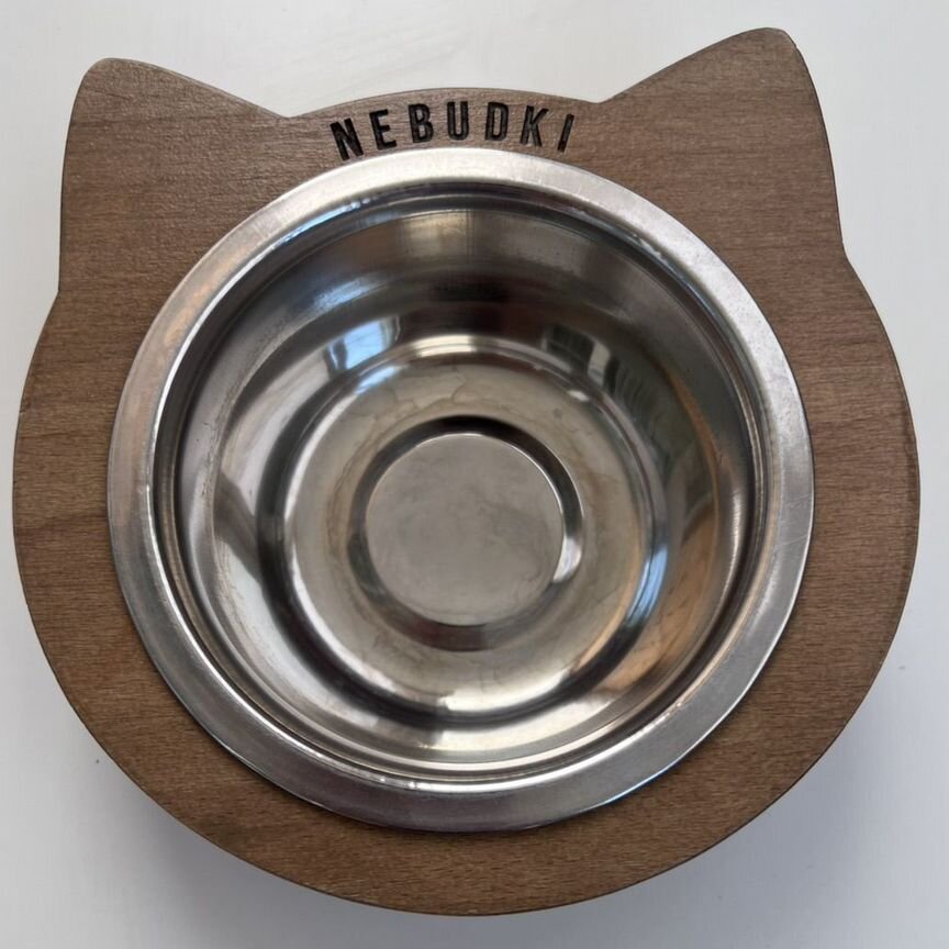 Миска для кота