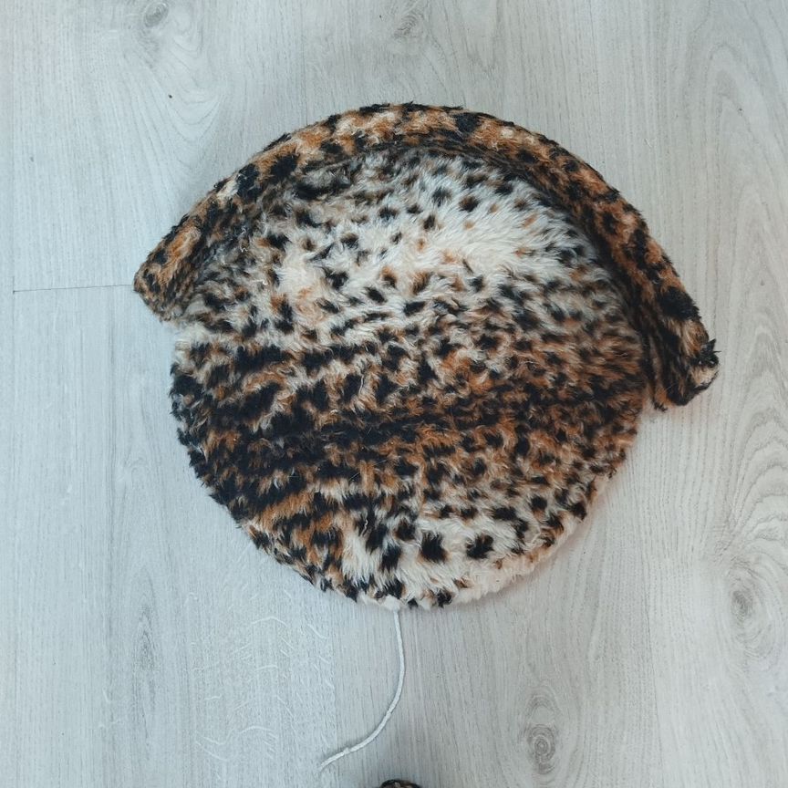 Лежанка для кошек небольшая