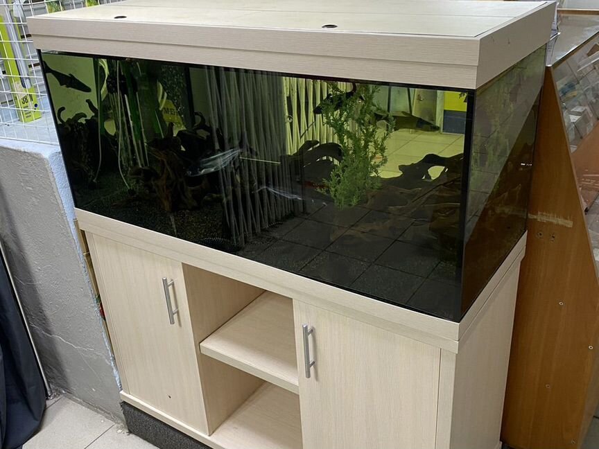 Аквариум с тумбой 300л