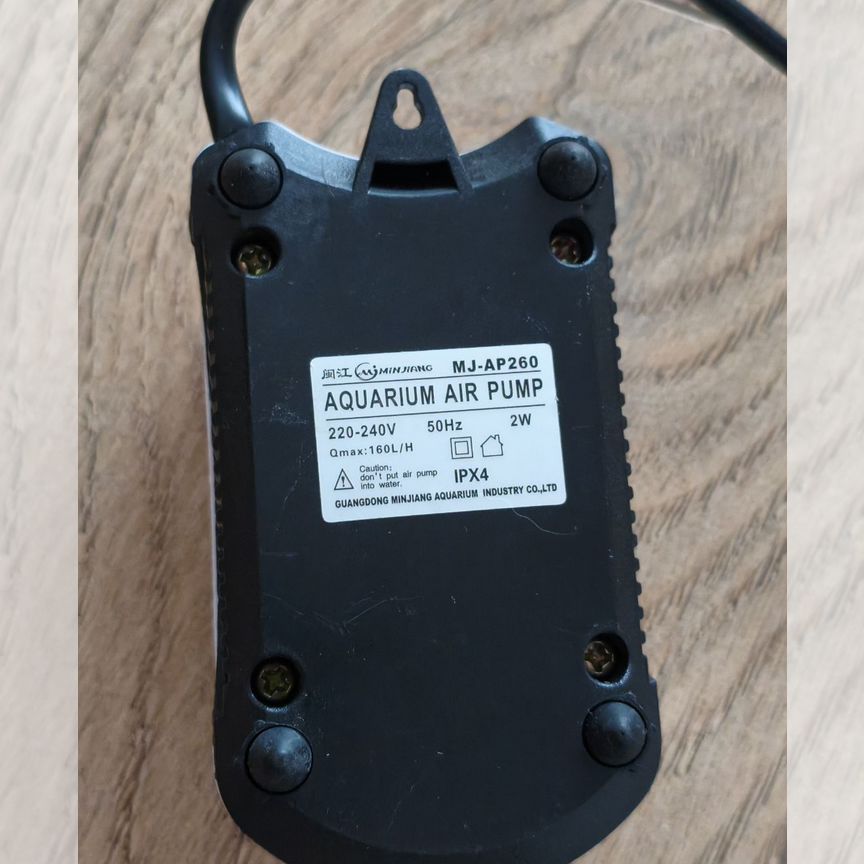 Аквариумный компрессор