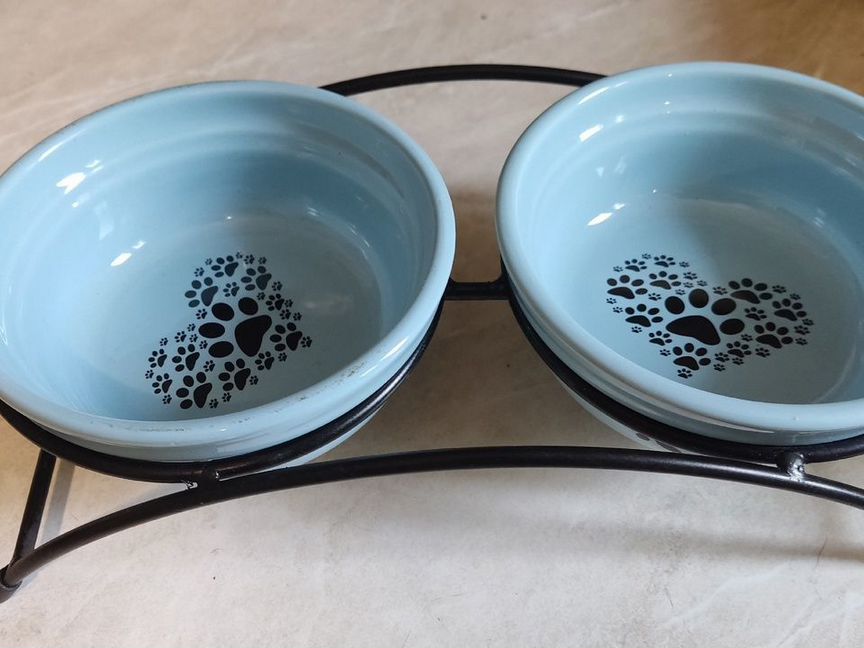 Товары для кошек миски, шлейки