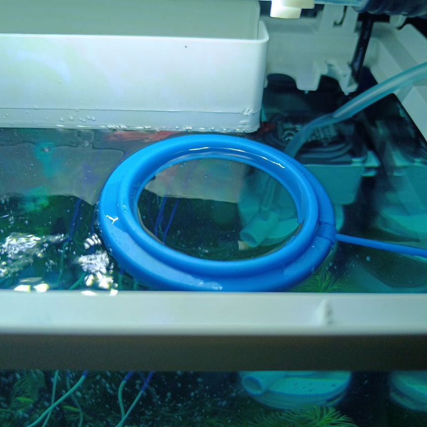 Кормушка для рыбок