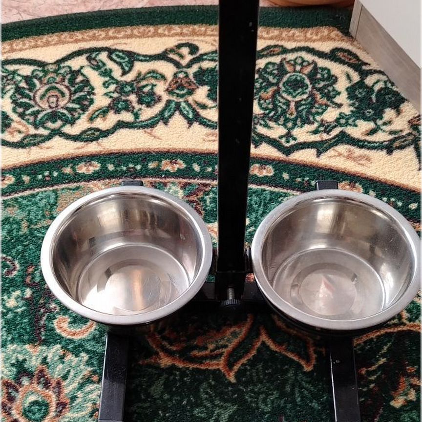 Подставка под корм