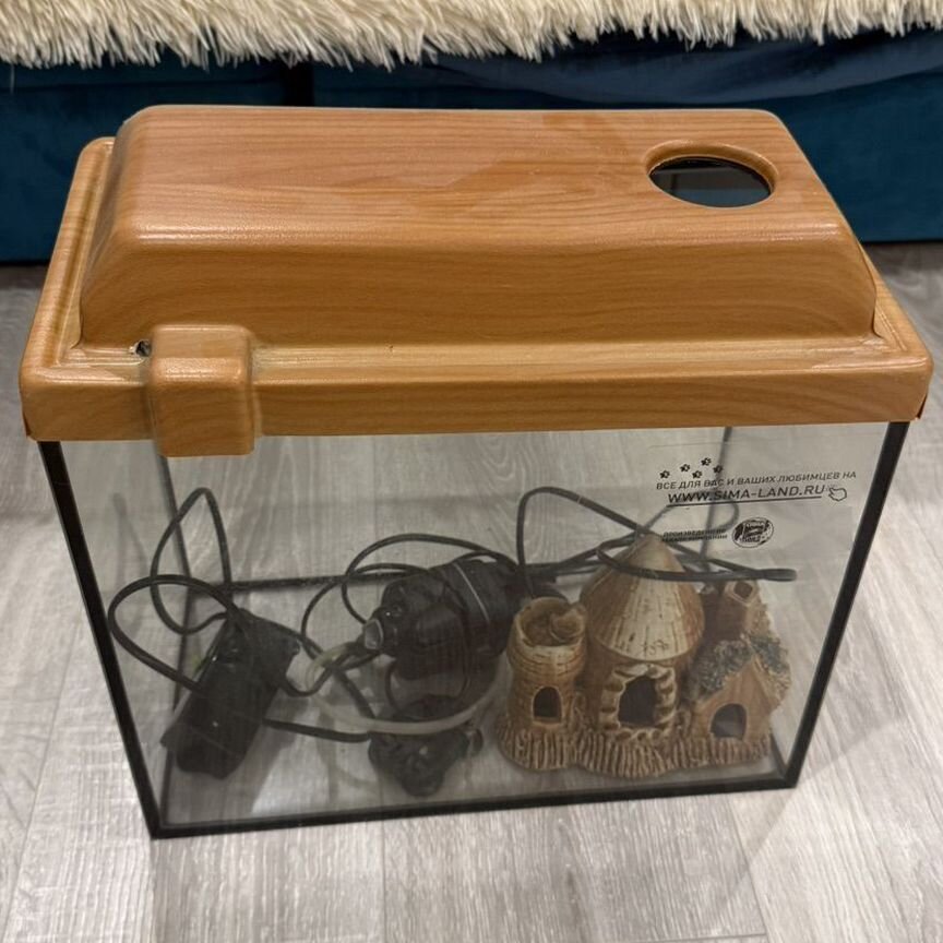 Аквариум 20 литров (украшение, компрессор, фильтр)