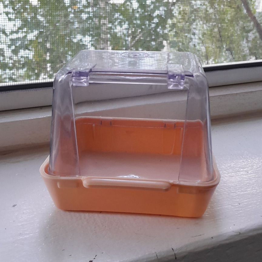 Купалка для попугая