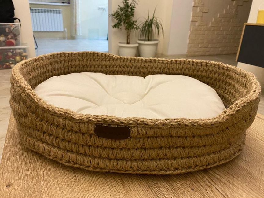 Лежанка для собачки и кошки