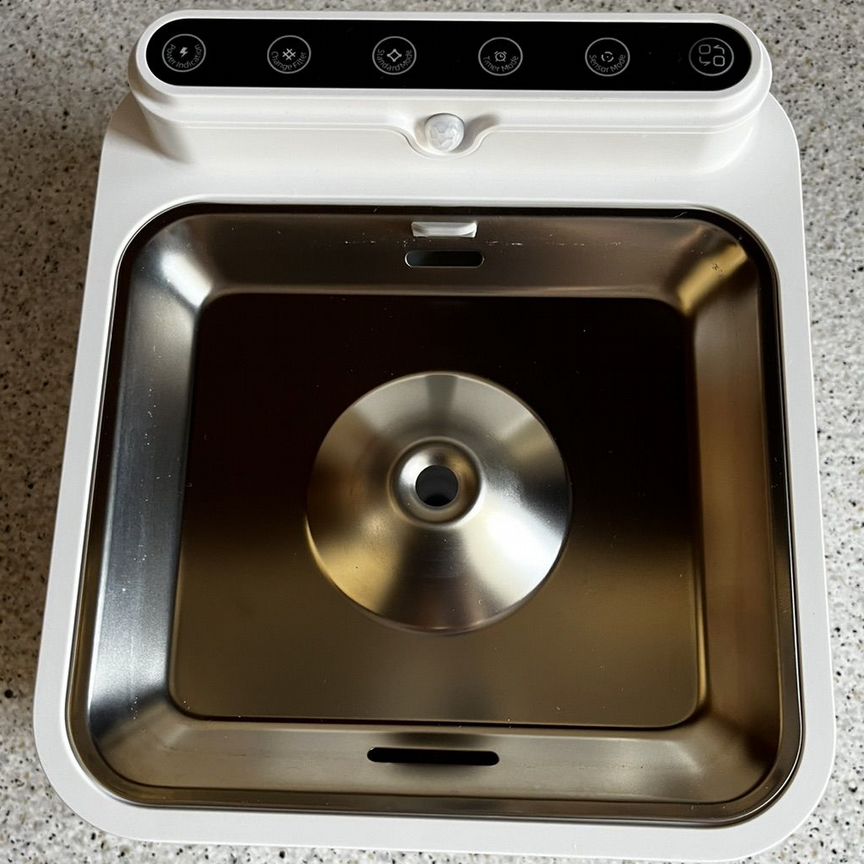 Поилка-фонтан для кошек и собак автономная