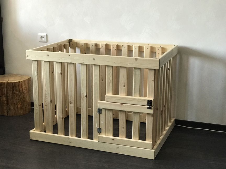 Вольер для щенка собаки деревянный экологичный