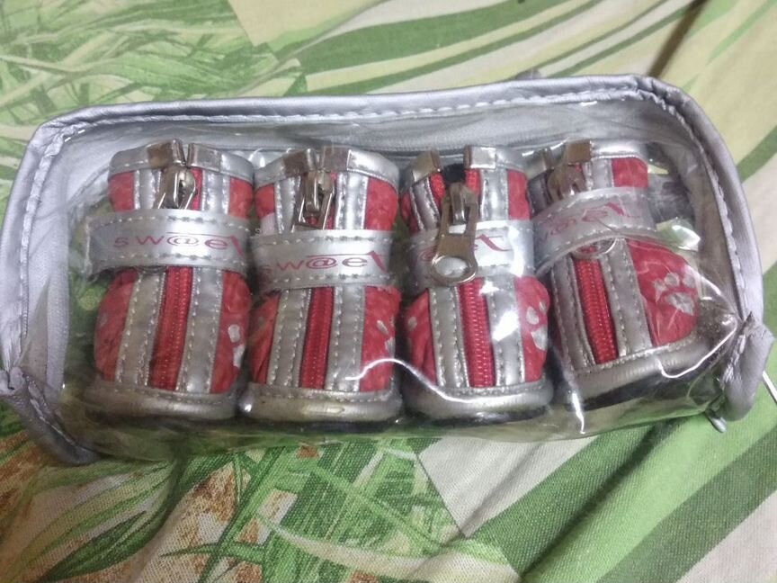 Кроссовки для собачки