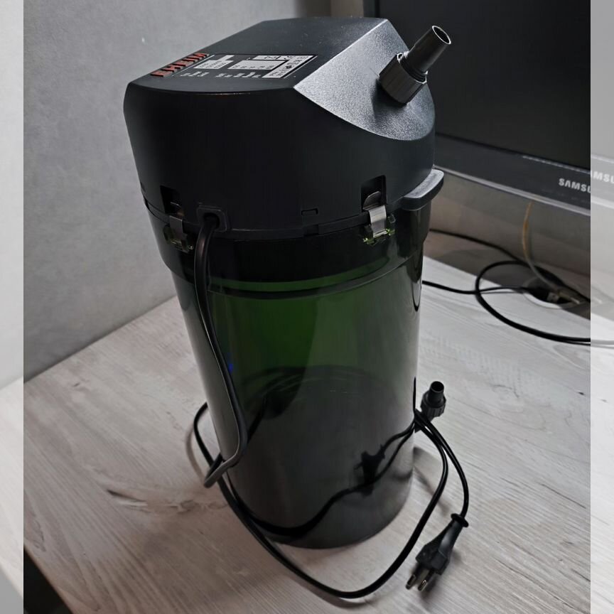 Внешний фильтр для аквариума Eheim classic 2215