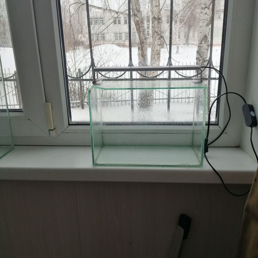 Аквариум с подсветкой