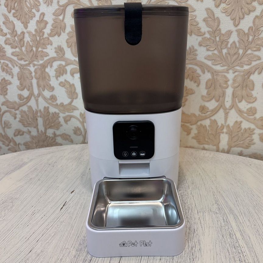 Автоматическая кормушка для с камерой Pet Flat