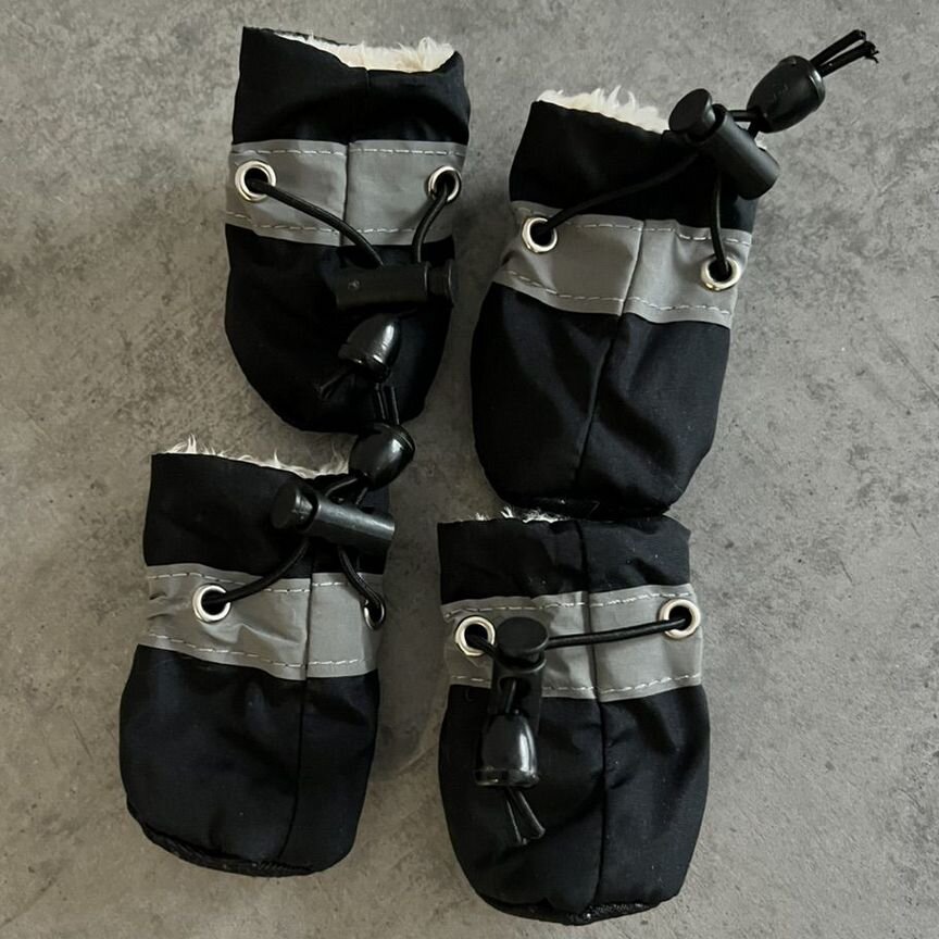 Теплая обувь для собак