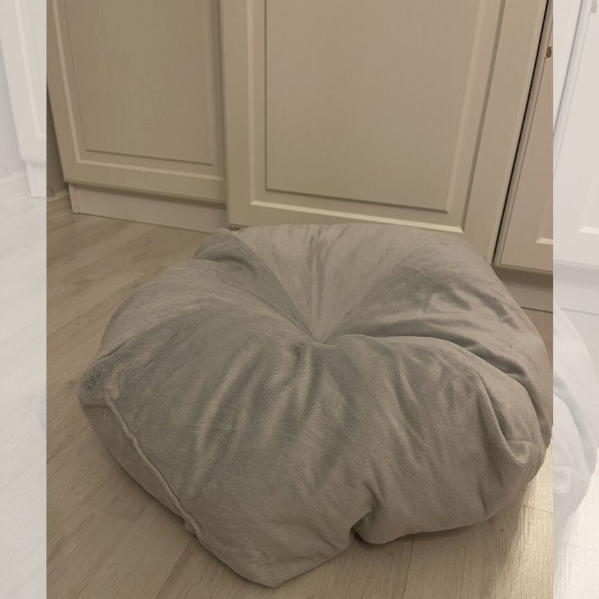 Лежанка для собак и кошек