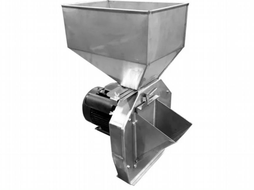 Зернодробилка - корморезка Несушка 300