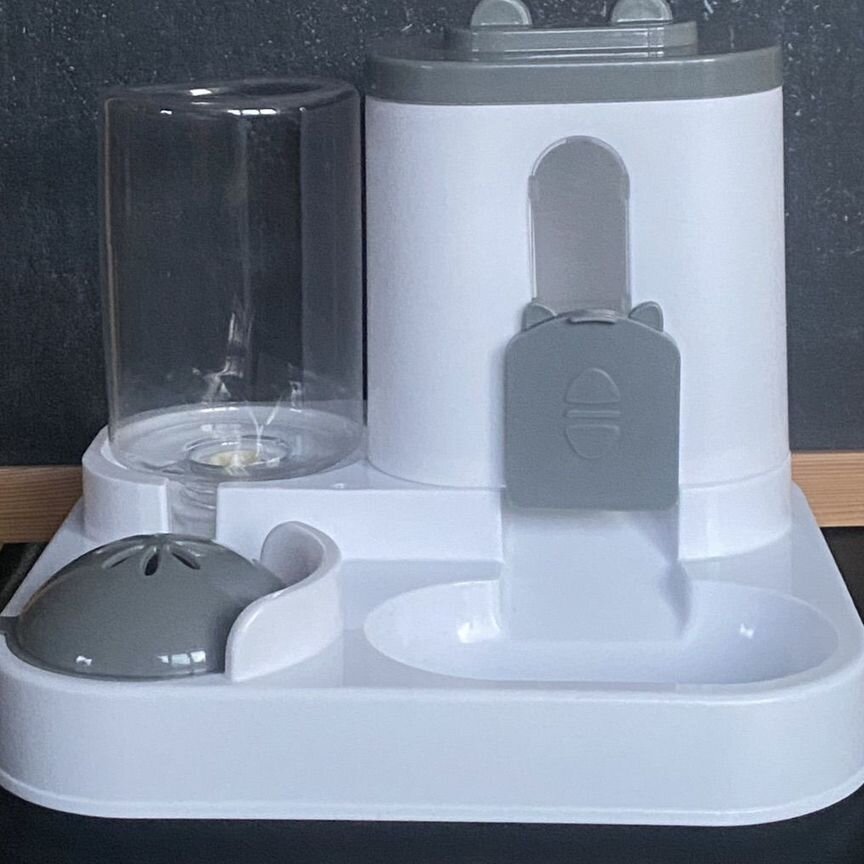 Кормушка для животных мелких пород