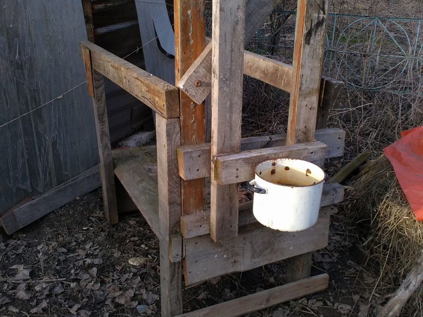 Станок для дойки коз