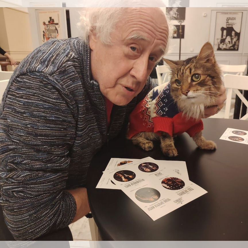 Взрослый кот в добрые руки