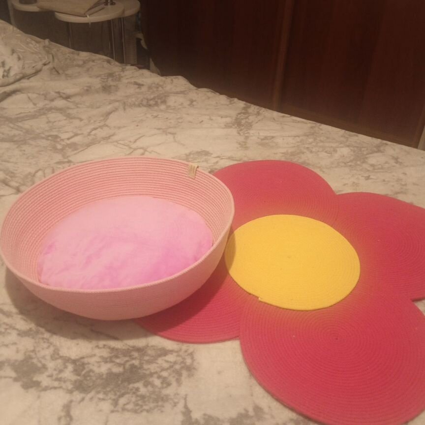 Лежанка для кошек