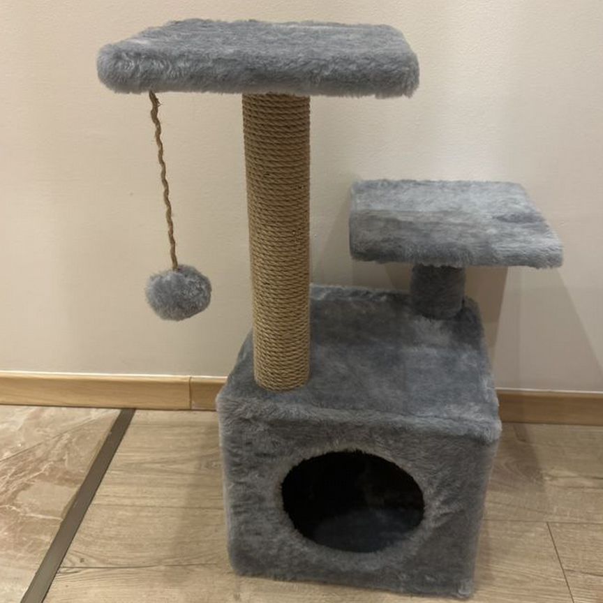 Кошачий домик с когтеточкой