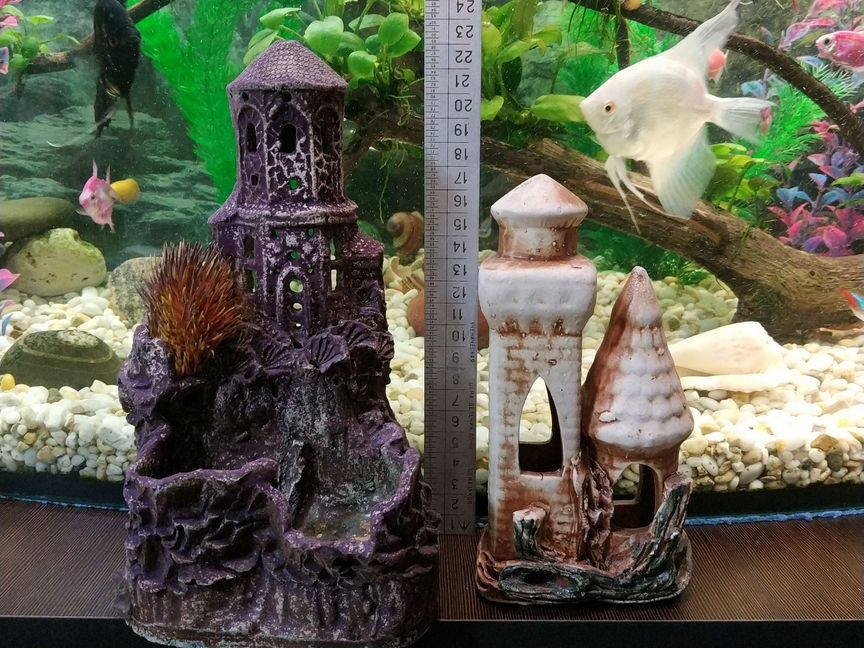 Замок для аквариума