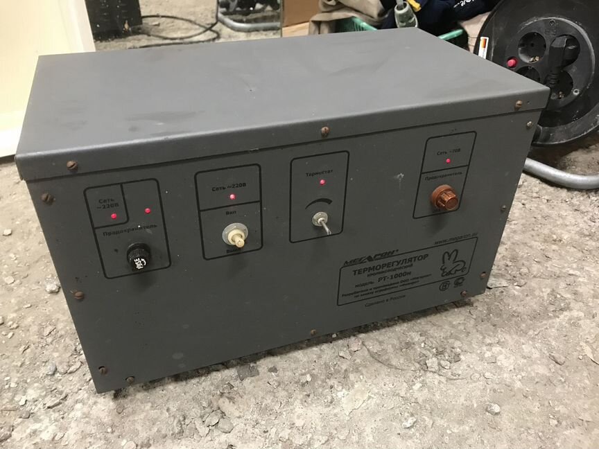 Регулятор температуры для фермы (кролиководство )