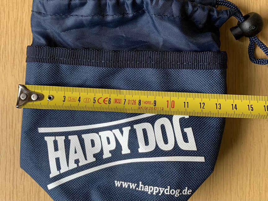 Намордник Trixie, гантель, сумочка для лакомств