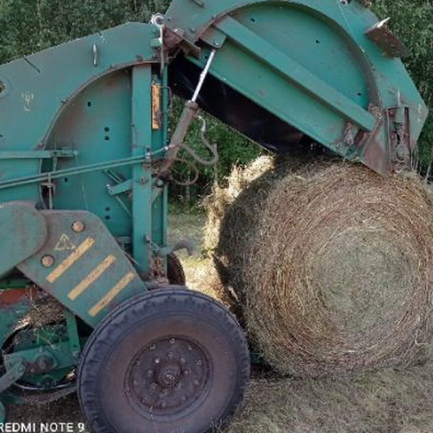 Сено и солома в рулонах
