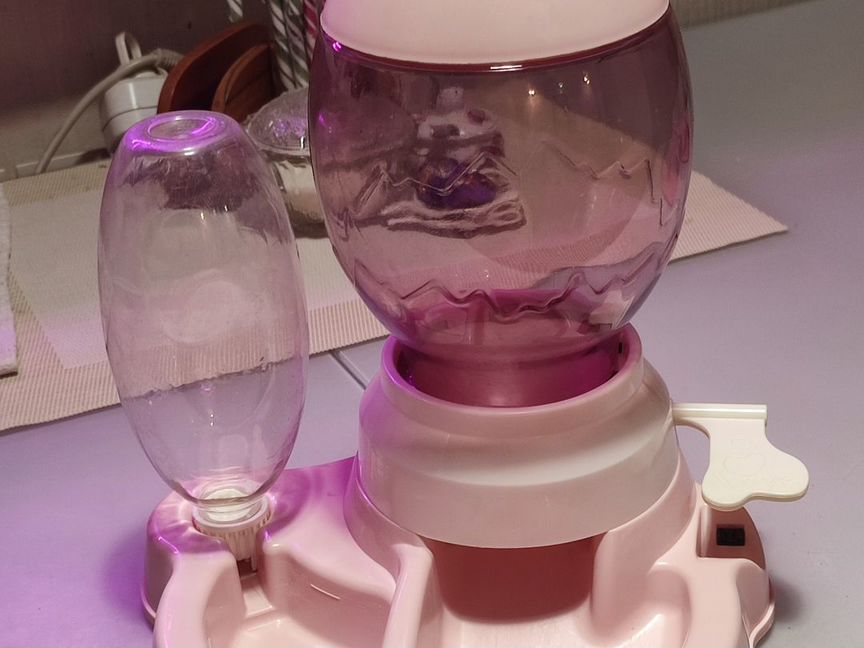 Авто кормушка, поилка для кошек и мини собачек