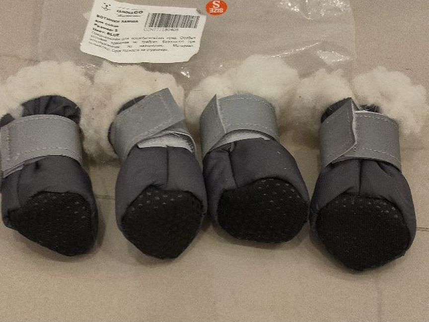 Зимняя обувь для собак мелких пород