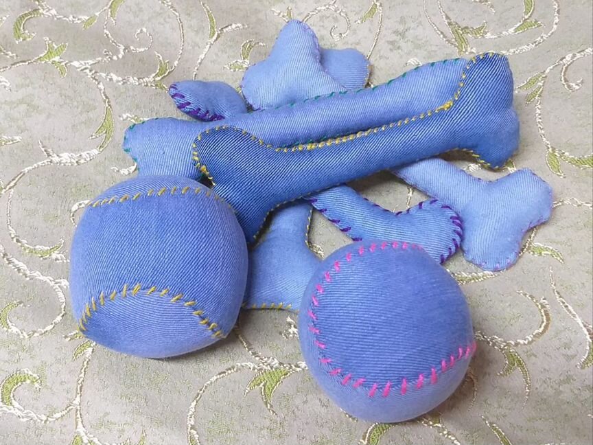 Игрушки для животных