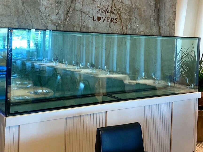 Новый морской аквариум с тумбой