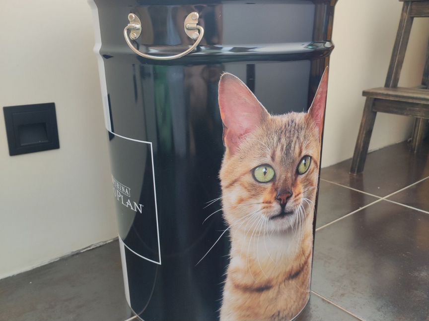 Ёмкость (бочка) для хранения сухого корма