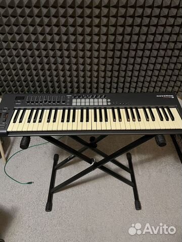 Midi-клавиатура novation launchkey 61 MK1 + стойка купить в Москве ...