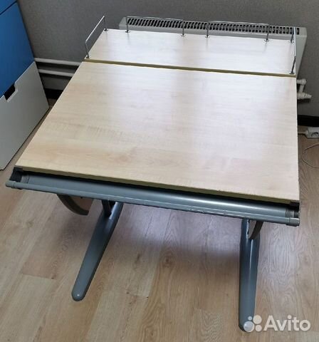 Растущая парта дэми купить в Химках | Товары для дома и дачи | Авито