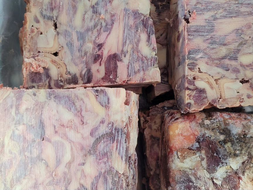 Мясо конина. Корм для животных. Еда для собак