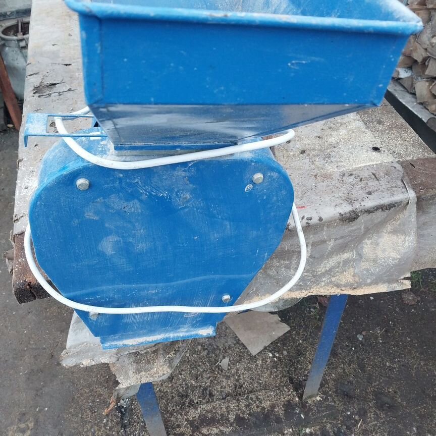 Зернодробилка