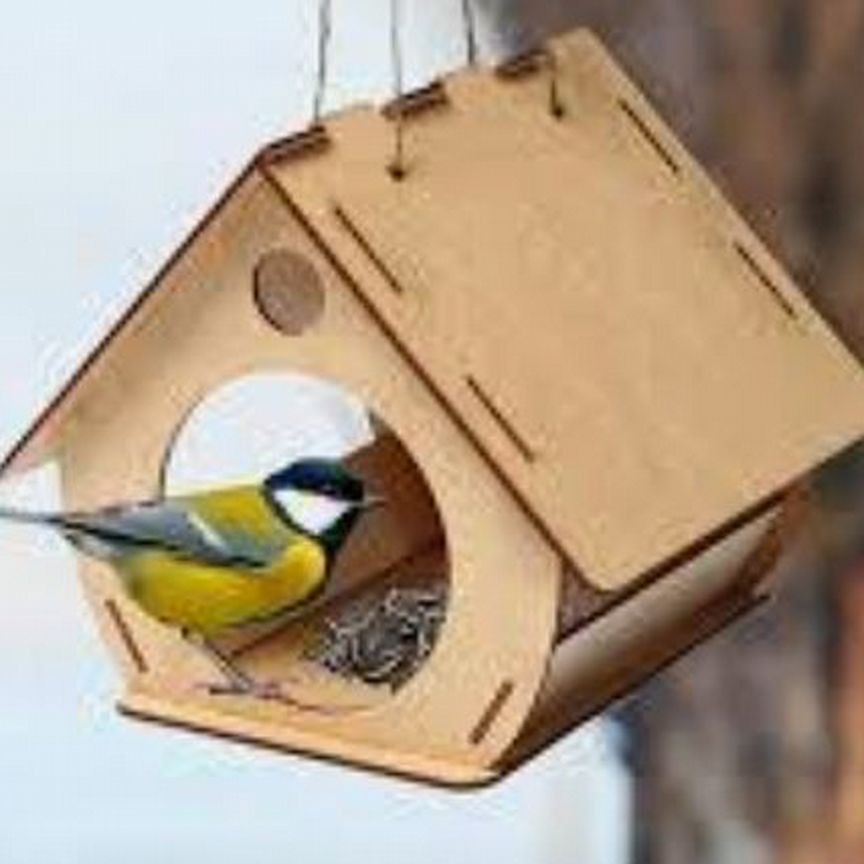 Кормушка для птиц