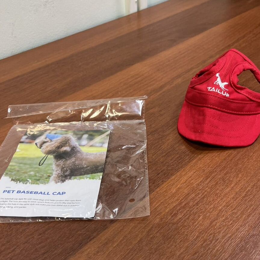 Кепка для маленькой собачки