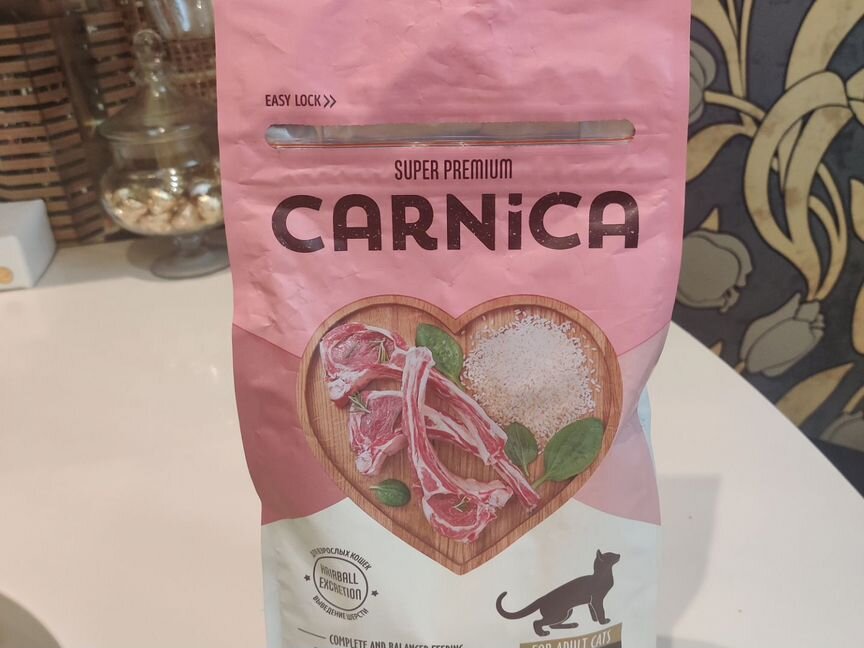 Сухой корм для кошек carnica