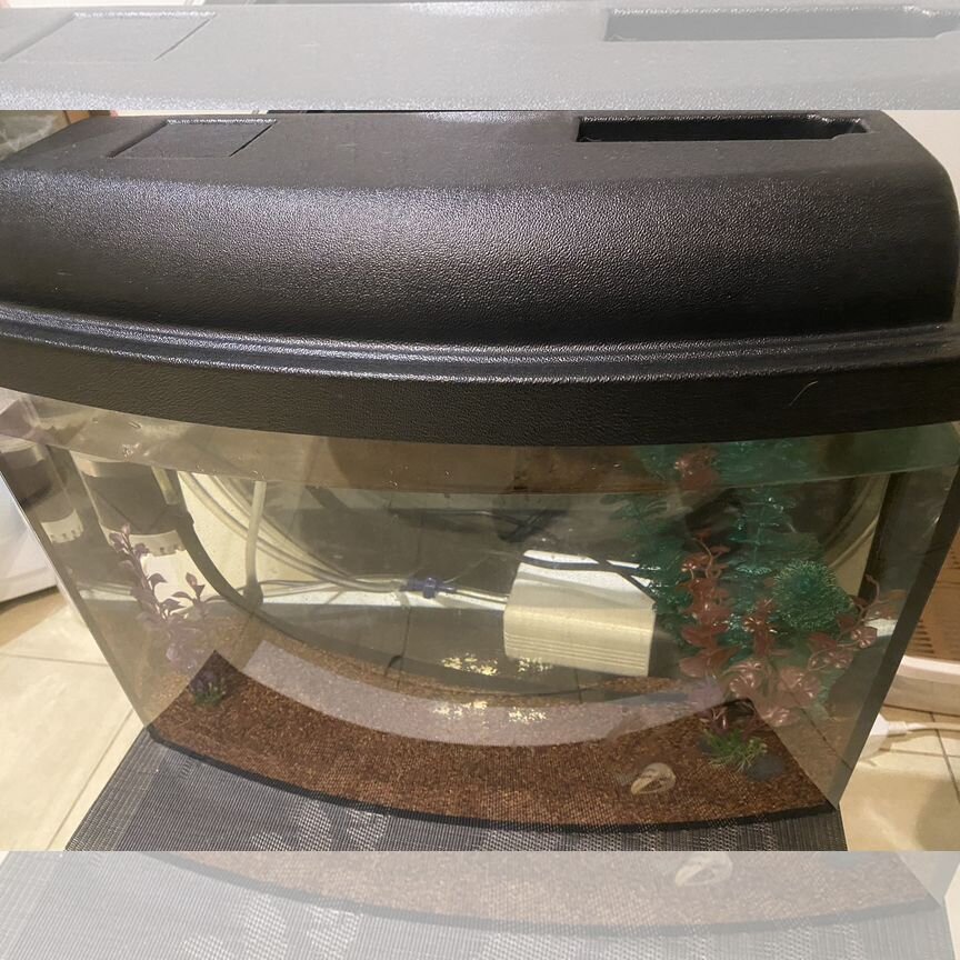 Аквариум с тумбой новый