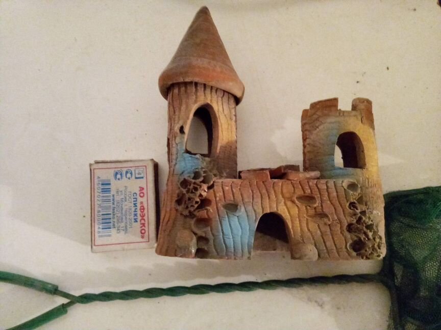 Фигурка керамика для аквариума и сачок