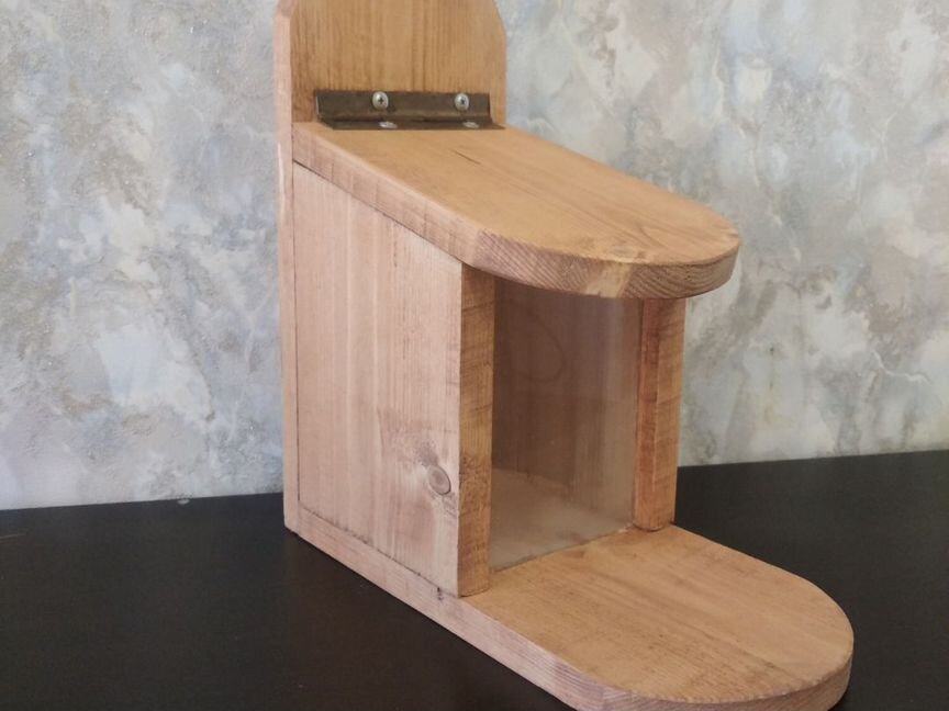 Кормушка для белок